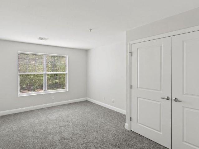 Mallory Ridge 1 Bedroom Apartment for Rent at 95 Filley St, Bloomfield, CT 06002
