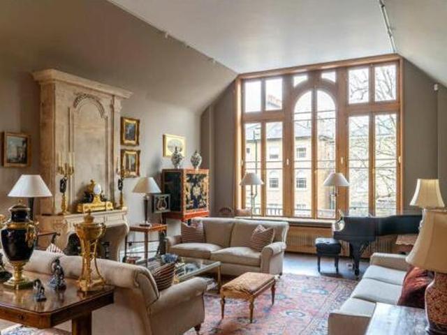 Mallord Street, Chelsea, 3 Bedroom End