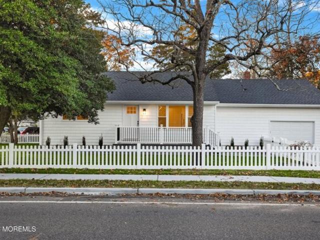Mallow St, Point Pleasant, Home For Sale