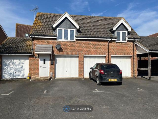 Mallow Road, Kent ME12, 2 bed maisonette to rent, £1,100 pcm | PrimeLocation