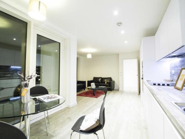 Malmo Tower, Bailey Street, London. 2 bed apartment to rent £3,100 pcm £715 pw
