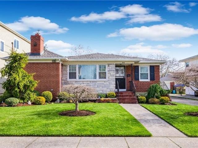 Malone Ave, Staten Island, Home For Sale
