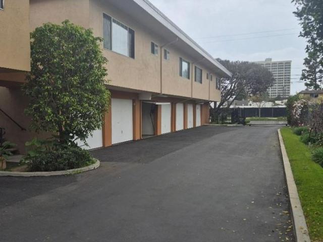 MAPLE 1 Bedroom Apartment for Rent at 1919 1917, 1919 & 1921 Maple Avenue, Costa Mesa, CA 92627 Central Costa Mesa