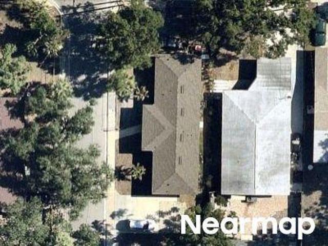 Maple Ave