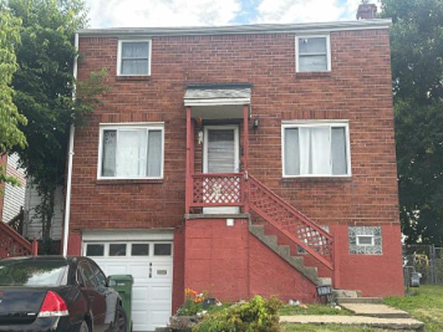 Maple Ave