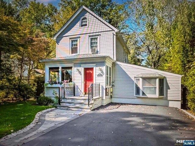 Maple Ave, Demarest, Home For Sale