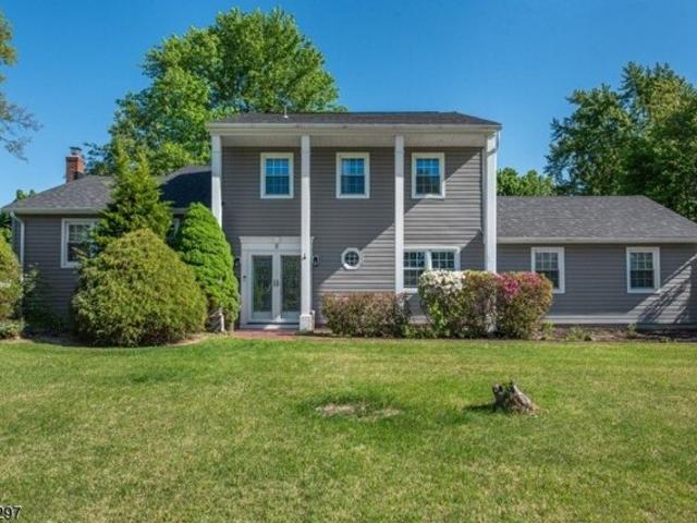 Maple Ave, East Hanover, Home For Sale