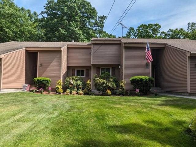 Maple Ave, Hampstead, Home For Sale