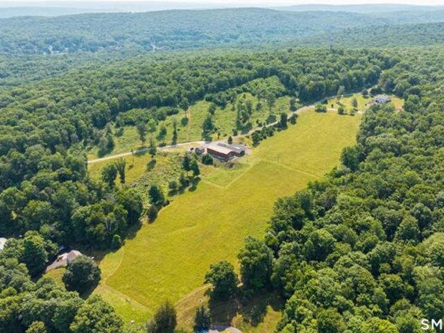 Maple Ave W, Haddam, Home For Sale