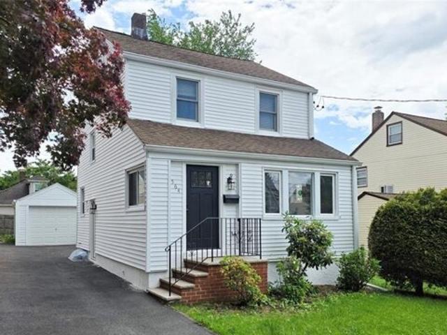 Maple Ave, Teaneck, Home For Sale