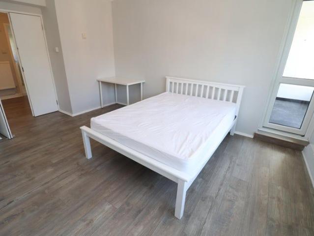 Maple Avenue, Acton W3, 3 bed shared accommodation to rent, £780 pcm | PrimeLocation