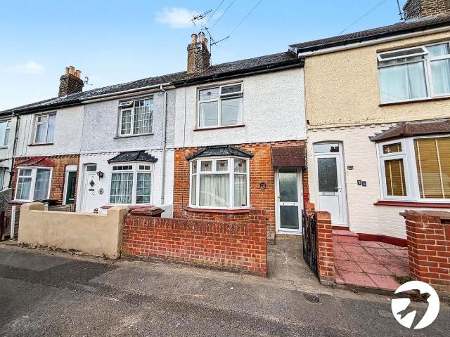 Maple Avenue, Gillingham, Kent ME7, 2 bed terraced house to rent, £1,250 pcm | PrimeLocation