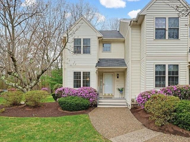 Maple Brook Rd Unit,bellingham, Condo For Sale