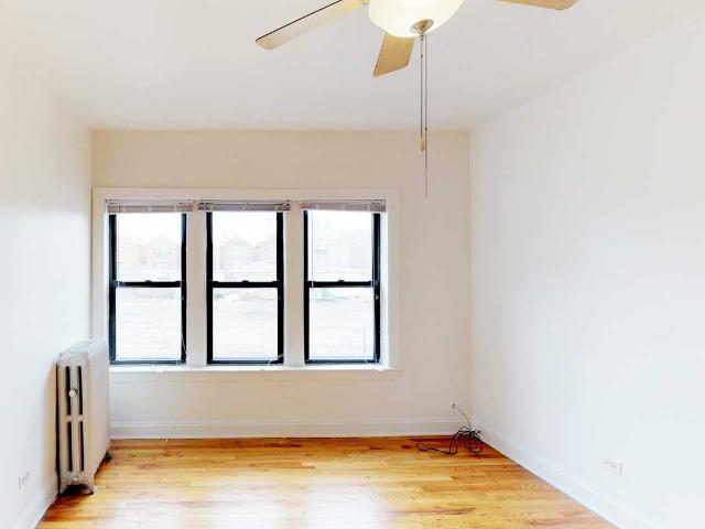 Maple Court 2 Bedroom Apartment for Rent at 1120 E 47th St, Chicago, IL 60653 Kenwood