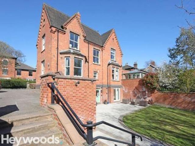 Maple Court, Sidmouth Avenue, 2 Bedroom Flat