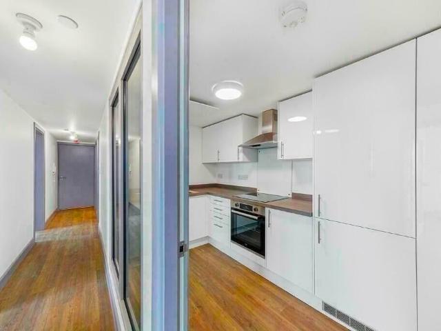 Maple Close, Liverpool L21, 2 bed flat to rent, £875 pcm | PrimeLocation