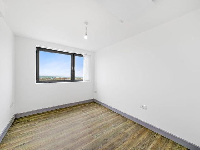 Maple Close, Liverpool L21, 3 bed flat to rent, £1,020 pcm | PrimeLocation