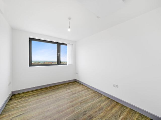 Maple Close, Liverpool L21, 3 bed flat to rent, £1,020 pcm | PrimeLocation