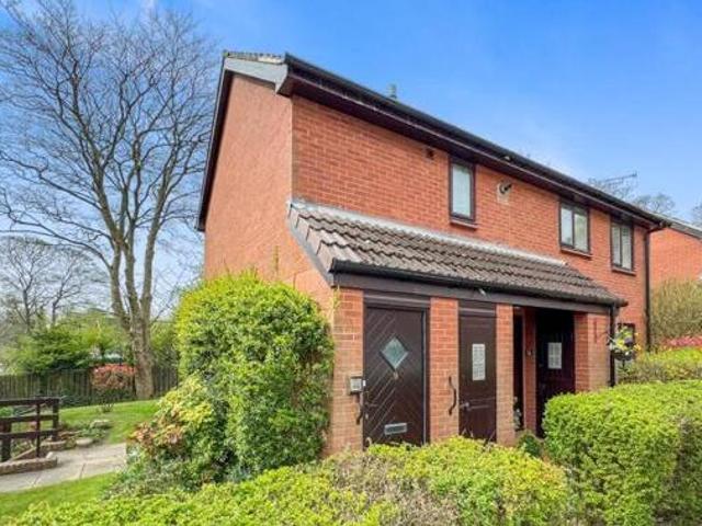 Maple Croft, Moortown, 2 Bedroom Flat