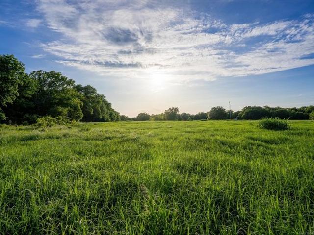 Maple Dr, Kellyville, OK 74039