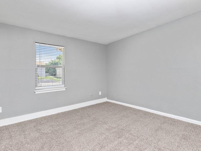Maple Estates 2 Bedroom Apartment for Rent at 611 Ne Ridgeview Dr, Lees Summit, MO 64086