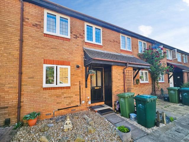 Maple Gardens, Staines Upon Thames, Surrey TW19, 3 bed terraced house to rent, £2,300 pcm | PrimeLocation