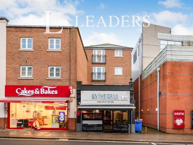 Maple Gardens, 20 26 Upper High. 2 bed flat to rent £1,700 pcm £392 pw