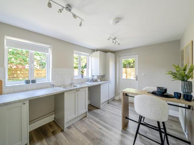 Maple Grove, Linton On Ouse, YORK 3 bed detached house to rent £1,575 pcm £363 pw