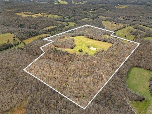 Maple Grove Rd, Dickson, TN 37055