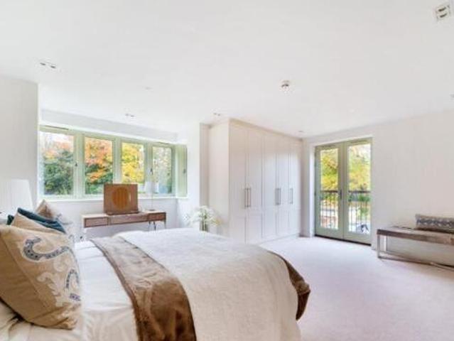 Maple Grange, Siddington, 2 Bedroom Retirement