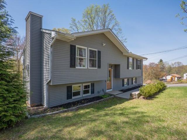 Maple Hill Rd, Naugatuck, Home For Sale