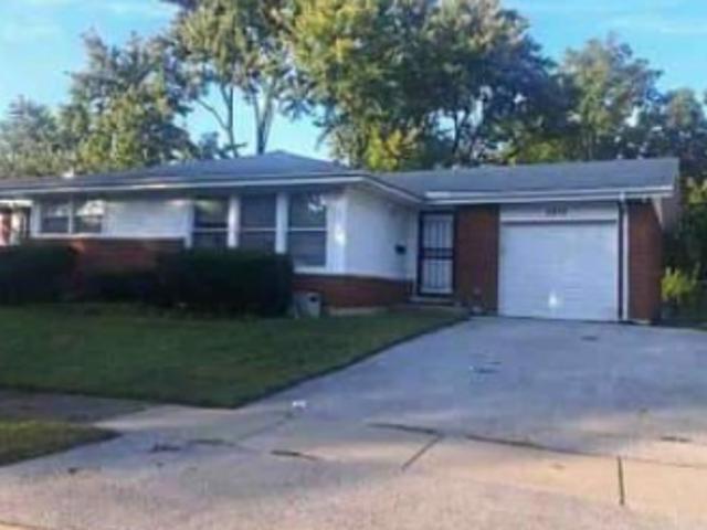 Maple Ln