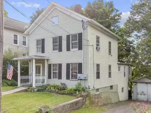 Maple, MERIDEN, CT 06451