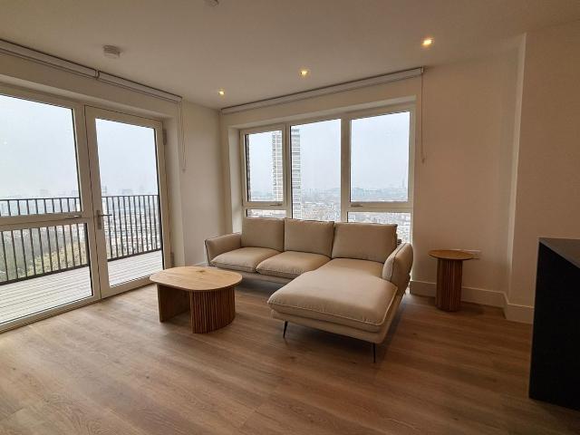 Maple Mews, London E3, 1 bed flat to rent, £2,300 pcm | PrimeLocation