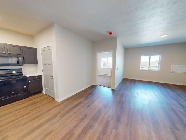 Maple Pass Apartments and Townhomes in Hartford, SD 3 Bedroom Apartment for Rent at 310 N Maple Ave, Hartford, SD 57033