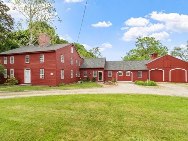Maple Rd, Chelmsford, Home For Sale