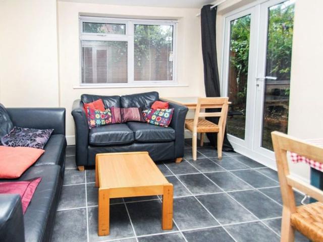 Maple Road, Bournemouth, BH9