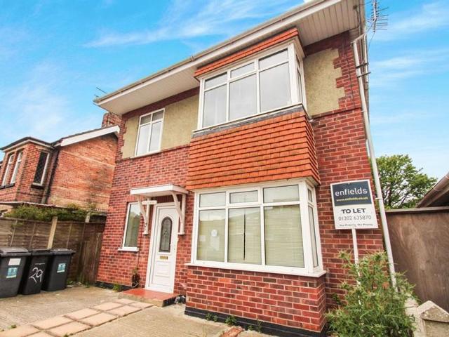 Maple Road, Bournemouth BH9, 5 bed detached house to rent, £1,900 pcm | PrimeLocation