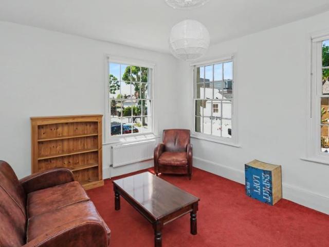 Maple Road, Surbiton, KT6