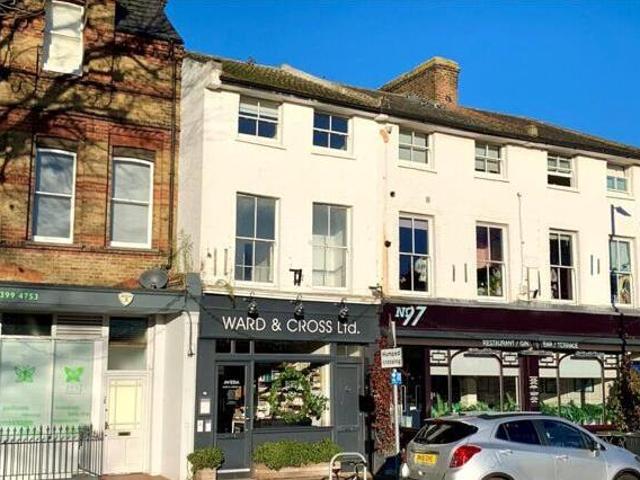 Maple Road, Surbiton, 3 Bedroom Property