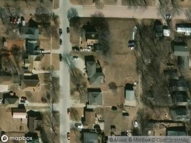 Maple St