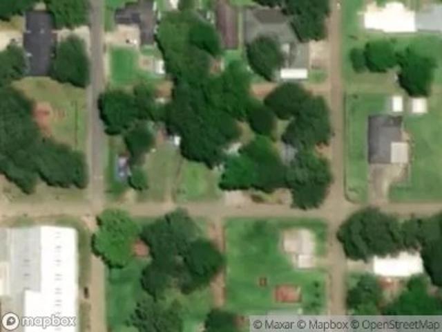Maple St