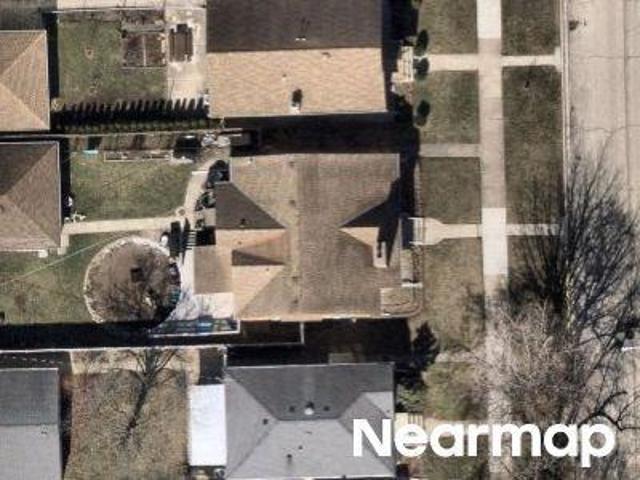 Maple St