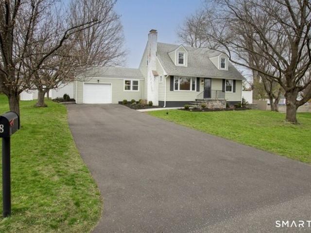 Maple St, Trumbull, Home For Sale