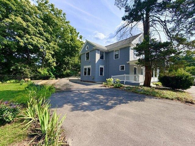 Maple St, Arlington, Home For Sale