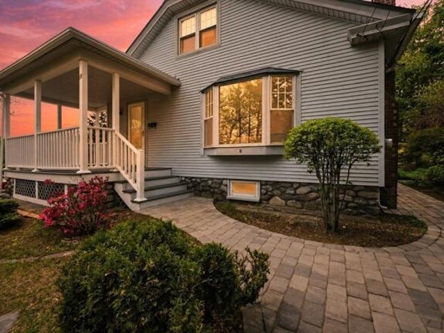 Maple St, Auburn, Home For Sale