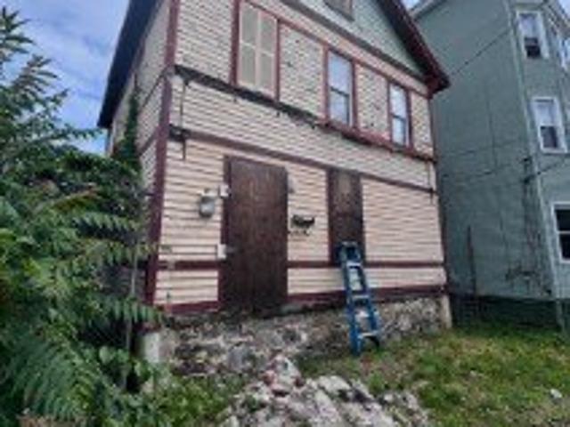 Maple St, Bridgeport, Home For Sale