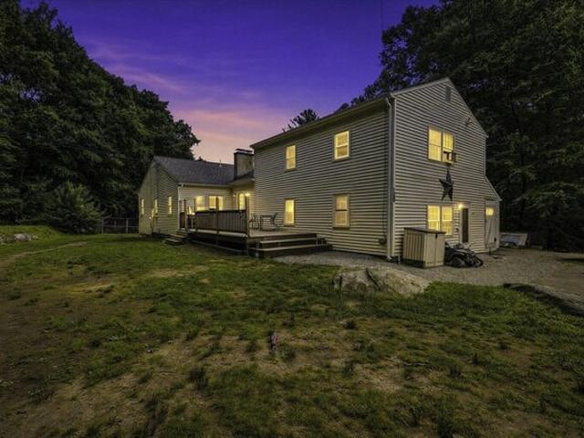 Maple St, Douglas, Home For Sale