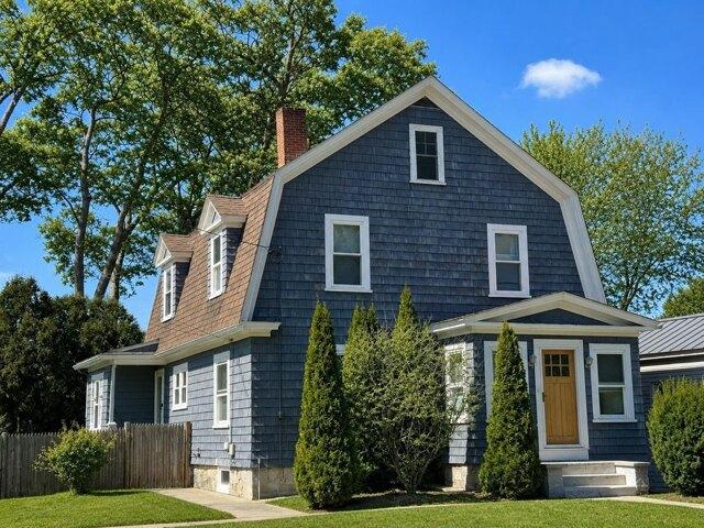 Maple St, Manchester, Home For Sale