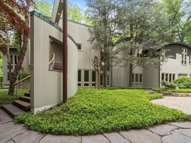 Maple St, Sherborn, Home For Sale
